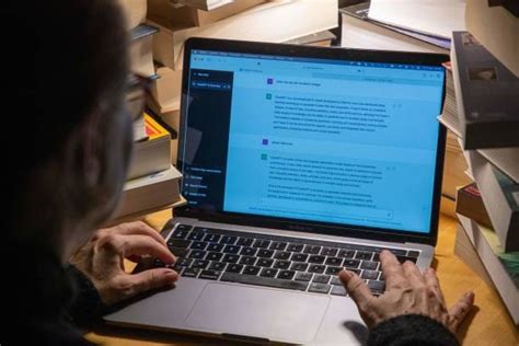 How To Use Chat Gpt To Write An Essay Accurately And Fast