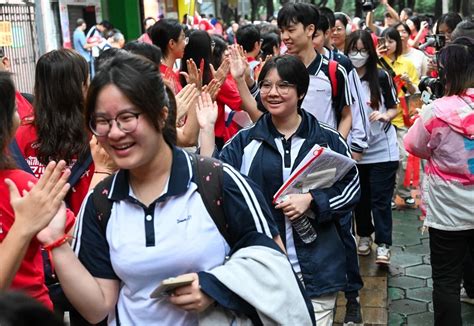 ai scores high in china s ‘gaokao language tests low in maths the star
