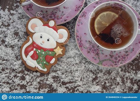 Gingerbread With Mouse Pattern Glaze Editorial Stock Image Image Of Homemade Icing 264840234