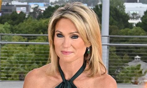 Amy Robach Looks Sensational In Eye Catching Dress For Waterside