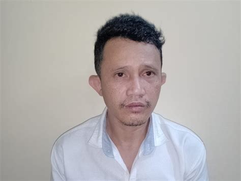 ឃាត់ខ្លួនជនសង្ស័យ០២នាក់ពីបទរក្សាទុកថ្នាំញៀន សារព័ត៌មាន នគរវត្ត
