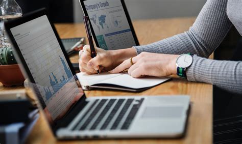 エクセルvbaでできること7選！超初心者から始める業務効率化入門 フリーランス副業業務委託 案件獲得メディア Workship Magazine