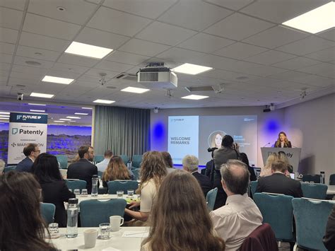 Top 7 Patent Analysis Tools For 2025