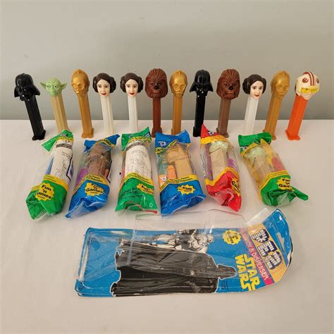 Star Wars Pez Dispensers Lot Of 19 Darth Vader C3po Chewbacca Princess Leia Yoda Ebay