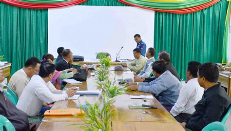 ကျောက်ဖြူခရိုင် အထွေထွေအုပ်ချုပ်ရေးဦးစီးဌာန၌ ခရိုင်စီမံအုပ်ချုပ်ရေးအဖွဲ့နှင့် ဌာနဆိုင်ရာများ