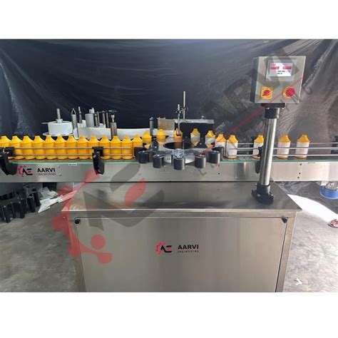 Automated Round Bottle Sticker Labeling Machine For Industrial At ₹ 250000 In Ahmedabad