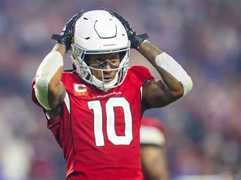 Cardinals Wr Deandre Hopkins Once Allegedly Left His Hotel Room Covered