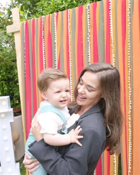 جشن تولد یک سالگی پسر زوج دوست داشتنی سریال ترکیه ای ستاره شمالی