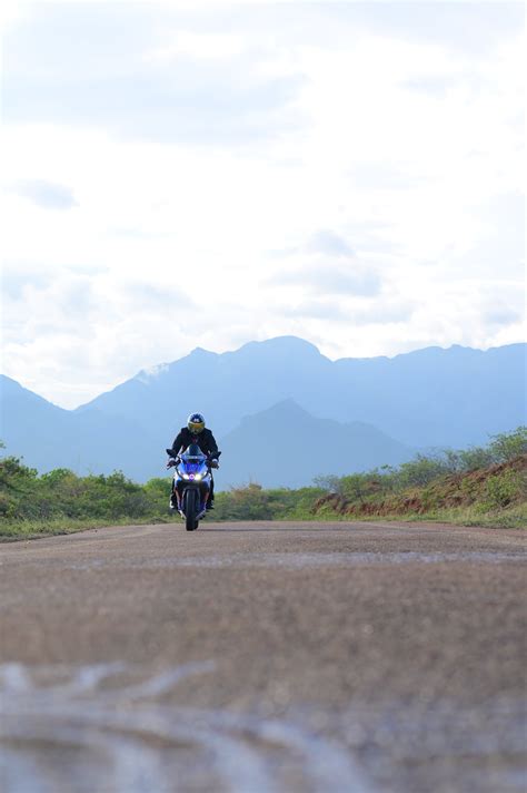 R15 Photos, Download The BEST Free R15 Stock Photos & HD Images