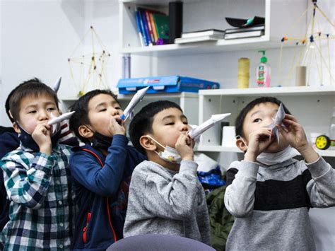 Space Academy Mongolia Сурагчид маань хичээл бүрт ямар нэгэн бичил төсөл Бүтээл хийж