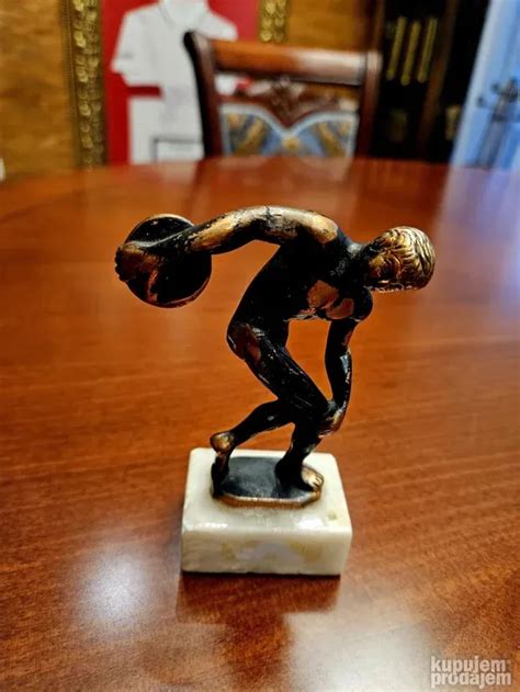 Bacač Diska U Bronzi I Mermeru 12 Cm Kupujemprodajem