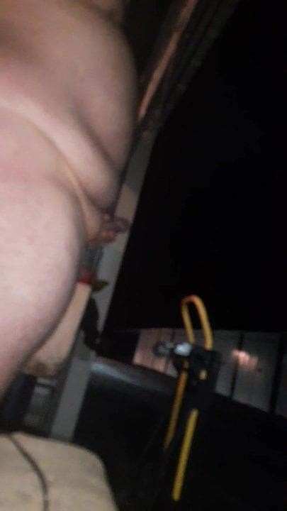 Mofo Naked And Pissing At The Storage Unit XHamster