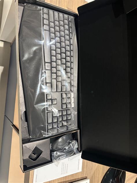 Logitech Keyboard Mk850 Computers And Tech Parts And Accessories Computer Keyboard On Carousell