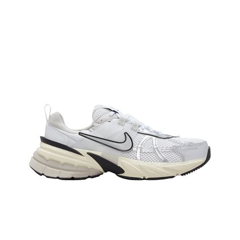 나이키 V2k 런 서밋 화이트 메탈릭 실버 Nike Kream