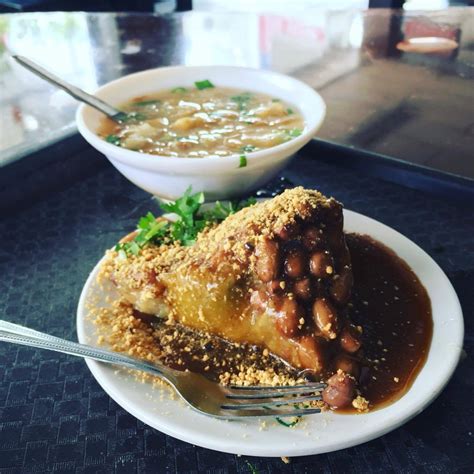 Stay 台南 劉家肉粽菜粽專賣and圓環頂菜粽