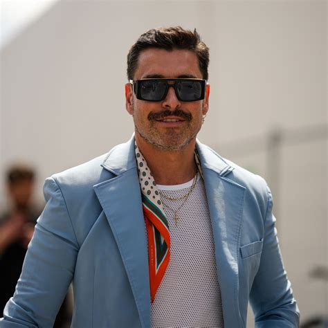 Vestimenta Casual De Oficina Para Hombres Look Casual Hombre Oficina