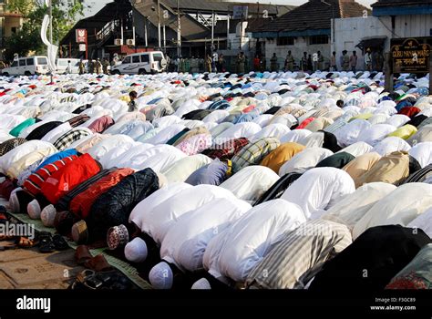 Mass Muslim Prayer Namaz Offering On Id Ul Fitr Hi Res Stock