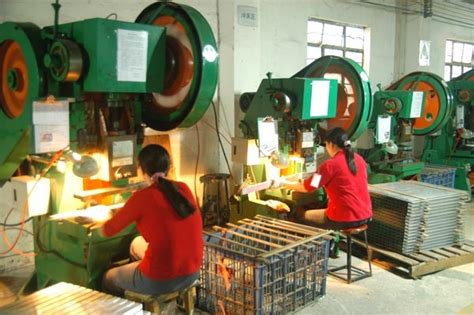 佛山市南海谢边光华铝业有限公司 佛山市南海谢边光华铝业有限公司