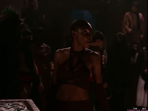Ballbusting Fight Jaime Pressly Mortal Kombat Conquest At 304 Kick In