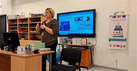 Robotic Programming With Arduino САБА Приватно средно училиште