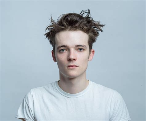 Meet Dashiell Connery Parents Jason Connery Mia Sara