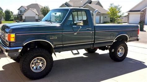 1987 Ford F150 4x4 Lifted