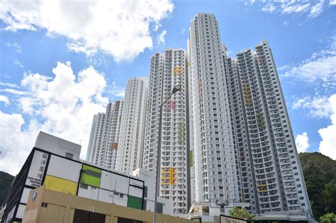 Kmbs3v20 Studio 駿洋邨位於新界東部火炭工業區北面，依山坡而建 共有5座，分別是 駿逸樓