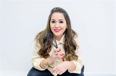 caroline campos doceria