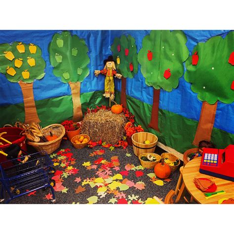 Preschool Fall Dramatic Play
