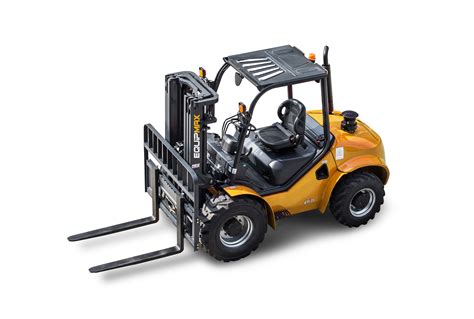 1 8 3 5t 4wd Rough Terrain Forklift Equipmax Industries Lift Trucks