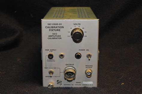 Tektronix 067 0508 00 50 Ohm Calibration Fixture Pa4tims Opvangtehuis Voor Buizenbakken