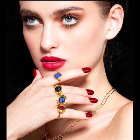 Our Unbelievable Model Paulina Mag Model Agent Group