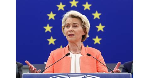 Урсула фон дер Лайен иска изтегляне на законодателен текст за намаляване употребата на пестициди