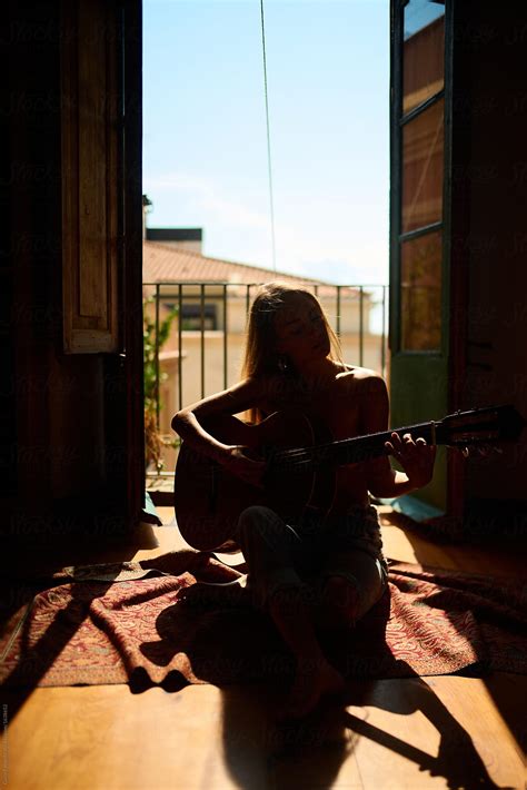 Girl With Guitar Tumblr