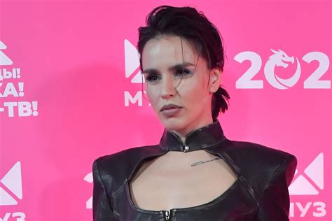 У Zivert нашли долги по ЖКХ Газета Ru Новости