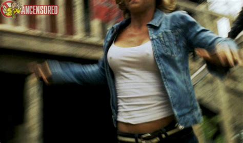 Naked Kelly Carlson In The Marine