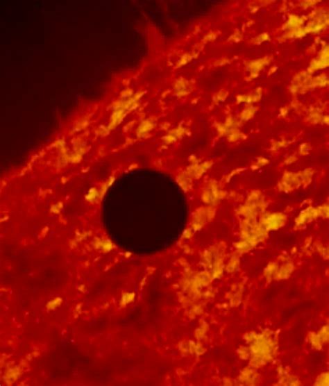 Транзит преминаването на Венера между Земята и Слънцето Новини за Земята Слънчевата