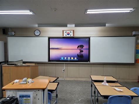 Bw 16 전자칠판 삽입형칠판세트 법랑 화이트보드 다산교구 유리칠판 타공판 전문 제조 설치 30년