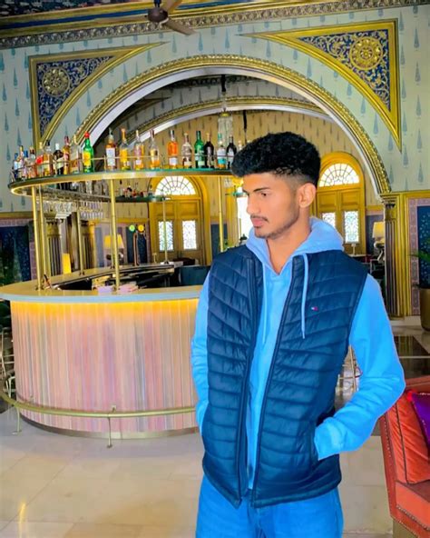 𝐉𝐀𝐈𝐕𝐀𝐑𝐃𝐇𝐀𝐍 𝐒𝐈𝐍𝐆𝐇 𝐑𝐀𝐓𝐇𝐎𝐑𝐄 Jaivardhan 21 • Instagram Photos And Videos