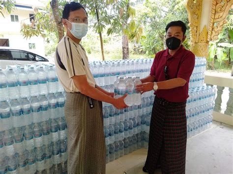 Quarantine ဝင်ရောက်နေသူများအတွက် သောက်သုံးရေအဆင်ပြေစေရန် အလှူရှင်အသီးသီးမှ လှူဒါန်းခဲ့သော ရေသန့