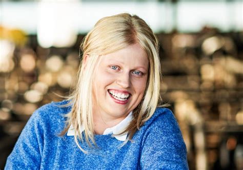 Boer Zkt Vrouw Eline Boden Wil Een Groot Gezin Showbizzsite