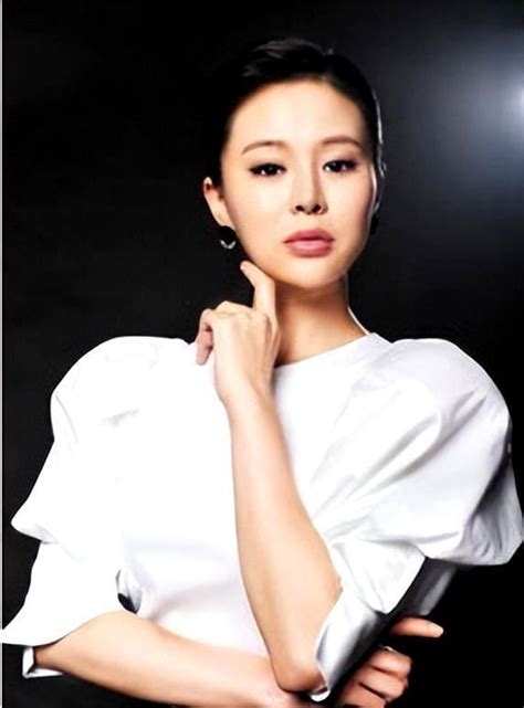 女星关悦：嫁给模范丈夫佟大为，生活中也要哭 360娱乐，你开心就好