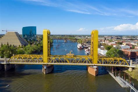 Tower Bridge Sacramento History