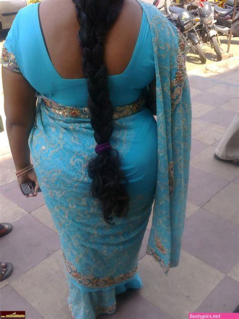 Aunty Tight Saree Back In Public Busty Porn Pics