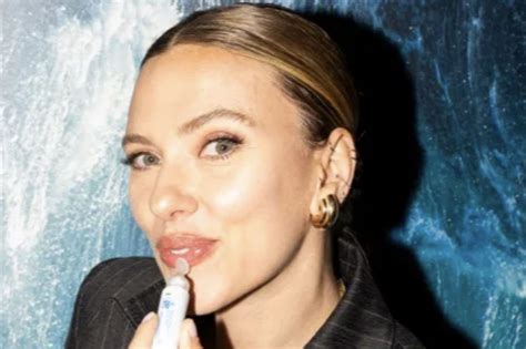 Scarlett Johansson Lip Oasis Deal Sparks Beauty Battle Celebrity Storm
