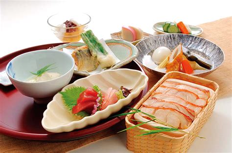 団体用施設鈴の音ホール 鈴廣かまぼこの里 箱根のお土産が買える小田原箱根の観光スポット
