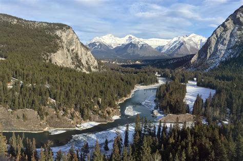 4박 5일 투어 캘거리 And 레이크 루이스 스키 리조트 And 존스턴 캐니언캘거리 공항 픽업 포함 앨버타 Kkday