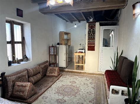 اهورا واحد زروان بوم گردی در هرمز جاباما