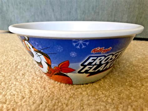 Kelloggs Frosted Flakes Cereal Bowl 4630097895