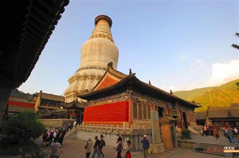 走進五台山塔院寺之文殊發塔 每日頭條